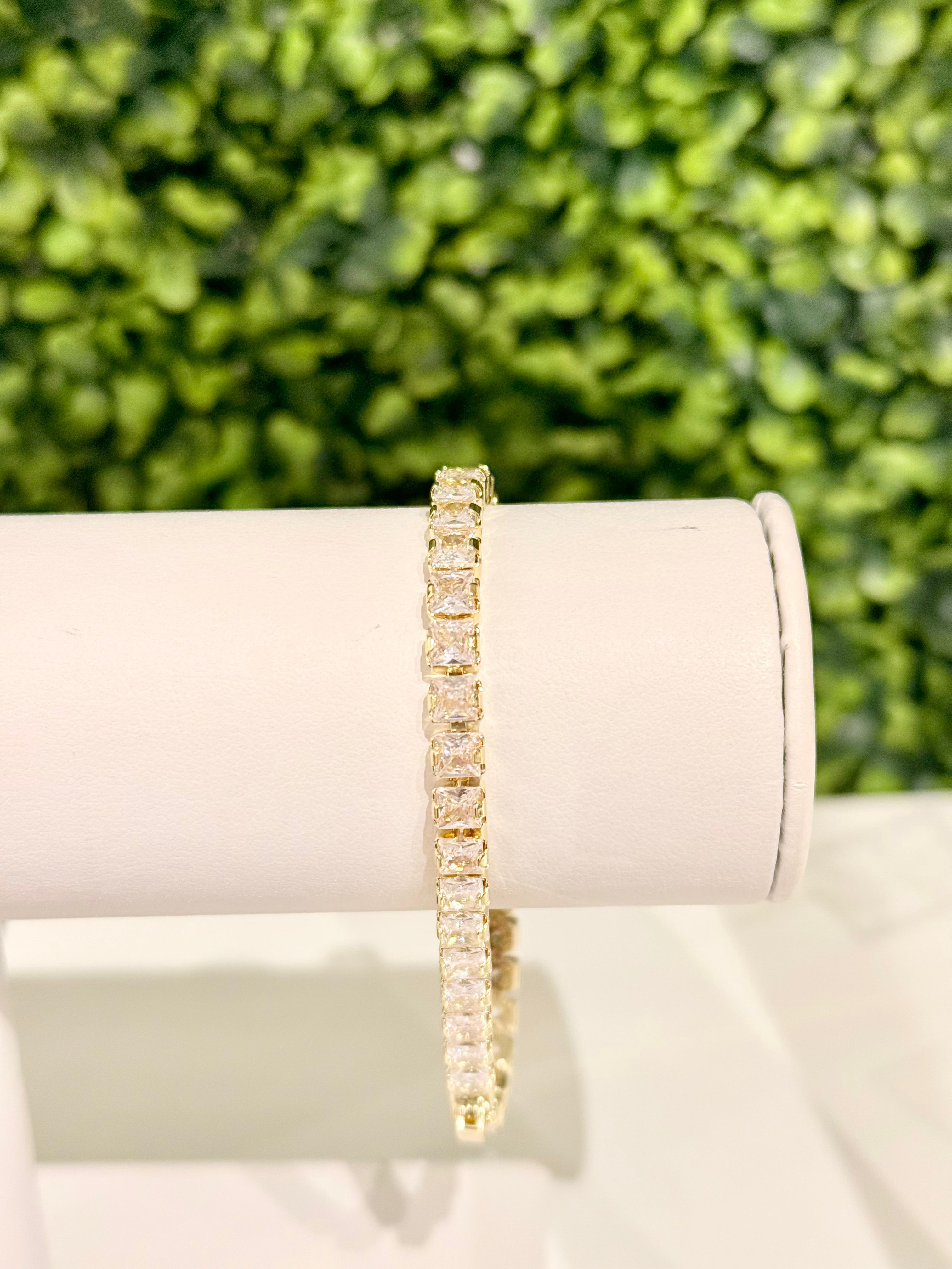 Beatrice Bracelet – Styles Boutique Miami